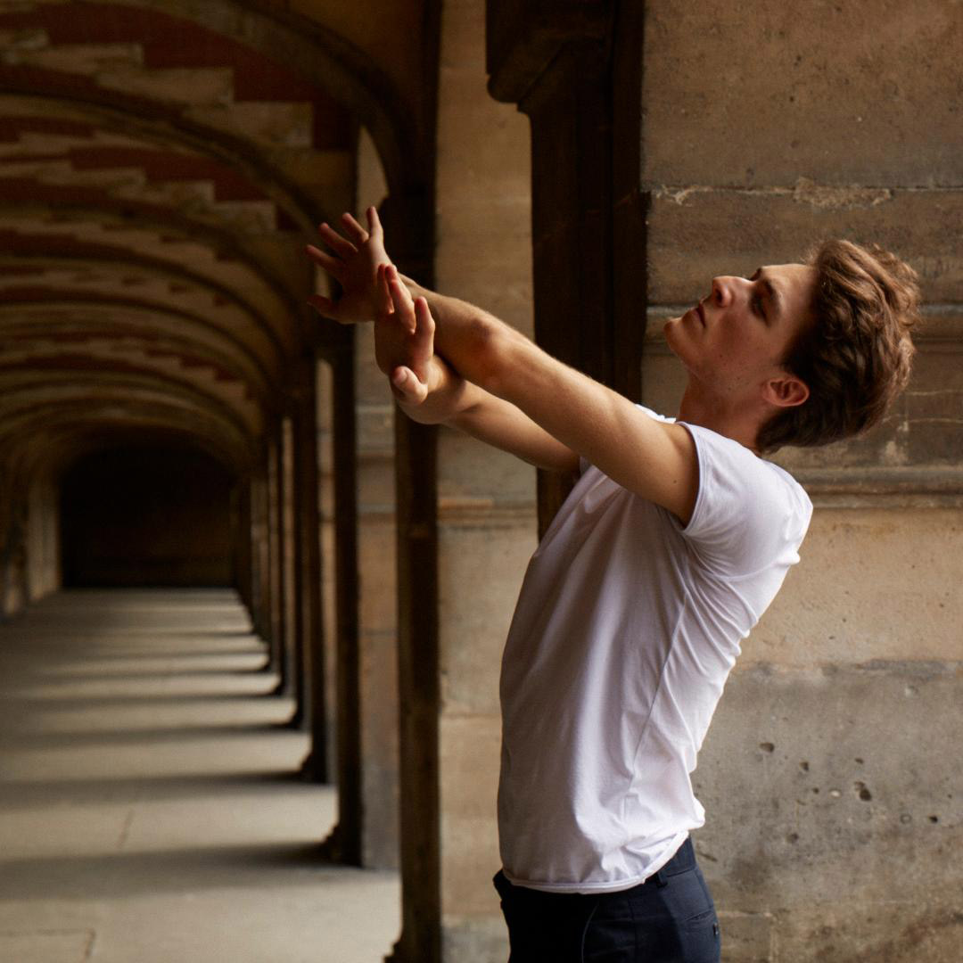 HUGO-The-What-Dance-Can-Do-Projectthumbnail-(1) | THE WHAT DANCE CAN DO ...